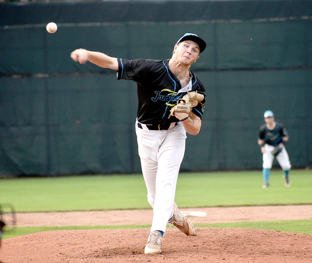 Tarp Skunks Win Wild Game Over Pilots | News, Sports, Jobs - Post Journal